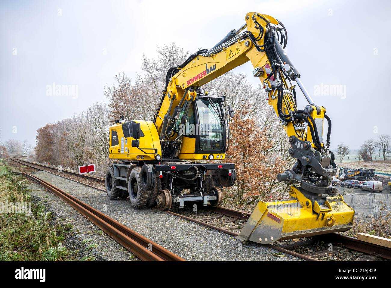 01 December 2023, Lower Saxony, Westoverledingen: A rail construction ...