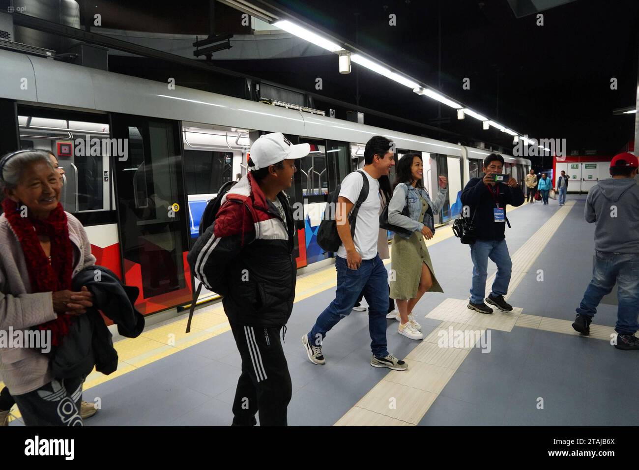 PRIMER-DIA-OPERACION-METRO-QUITO Quito, viernes 1 de diciembre del 2023 ...