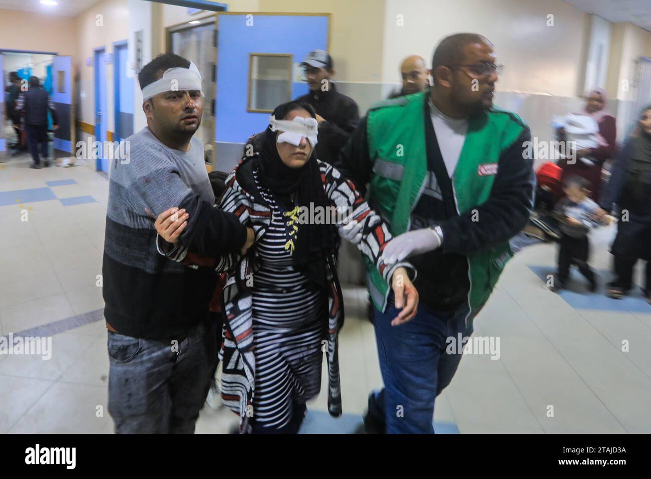 Khan Yunis, Palestinian Territories. 01st Dec, 2023. Wounded people ...