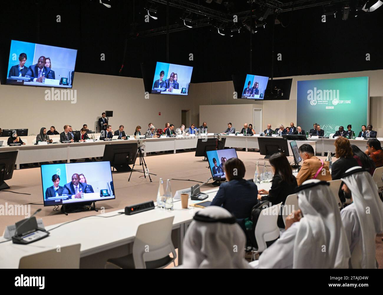 Dubai, United Arab Emirates. 01st Dec, 2023. Federal Chancellor Olaf ...