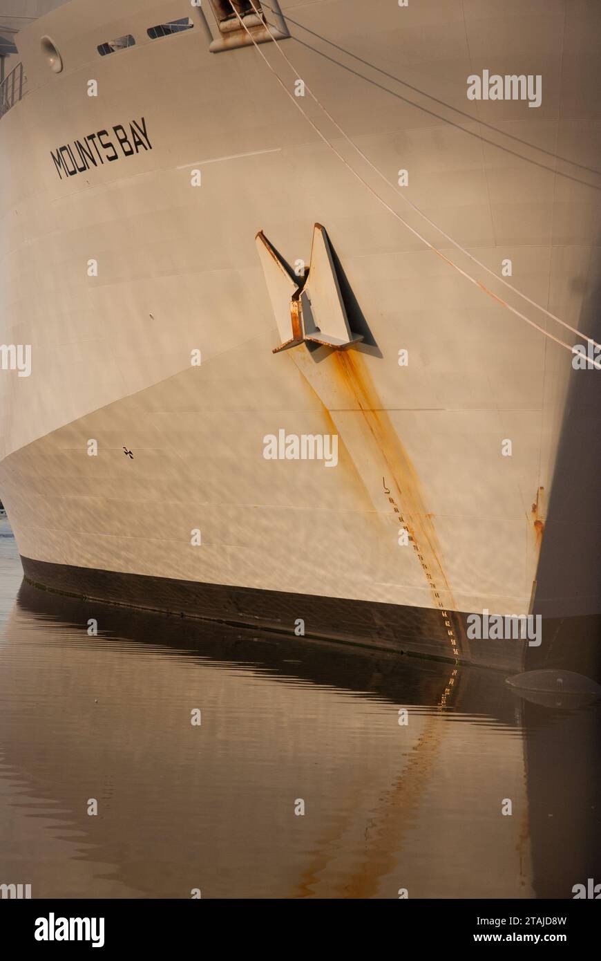 detail view of the bow of RFA Mounts Bay docked in Edinburgh Stock ...