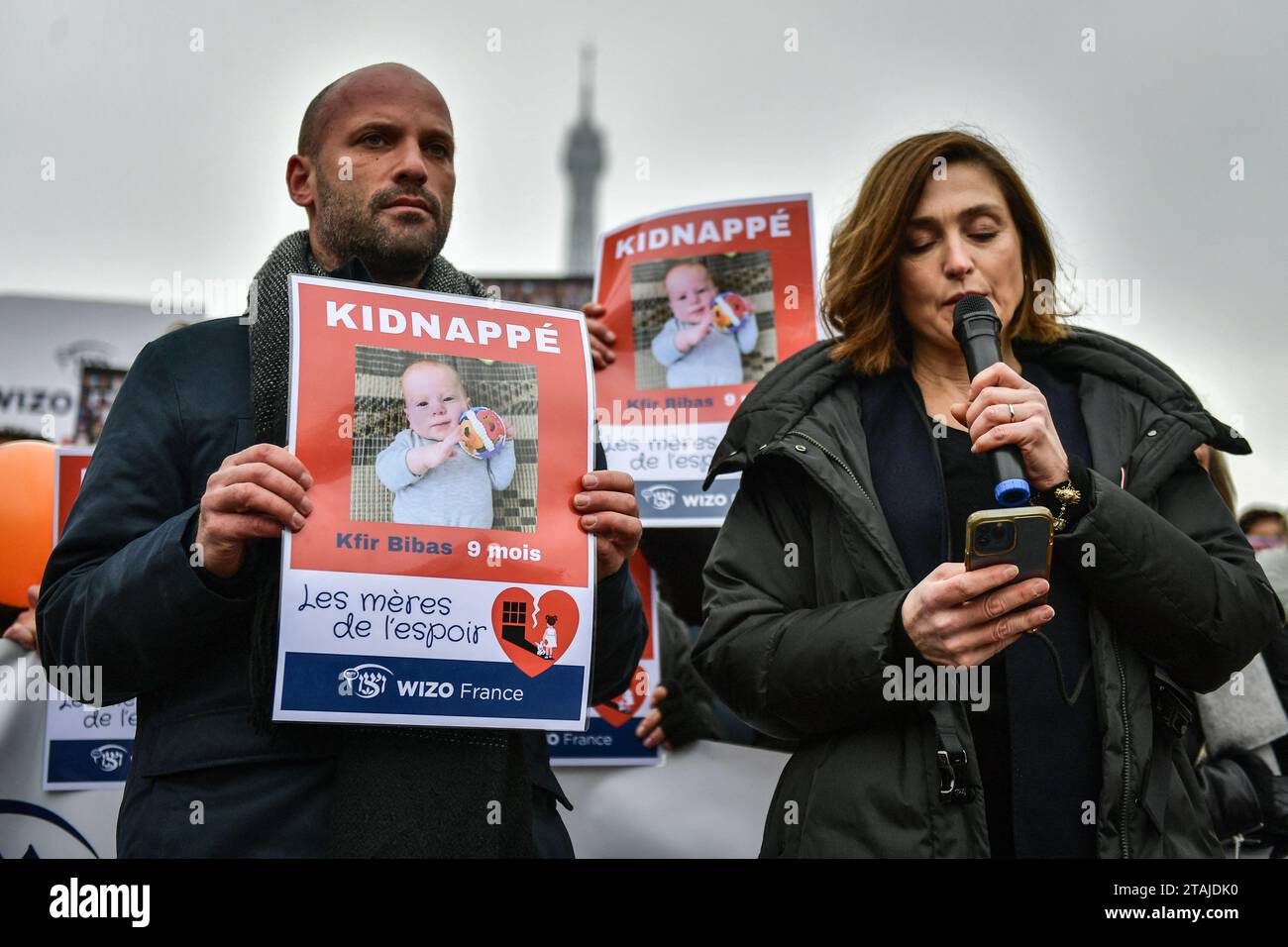 Paris, France. 01st Dec, 2023. French actress Julie Gayet during a ...