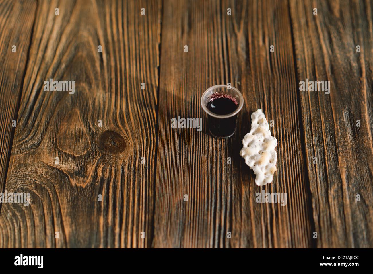 Catholic holy communion bread hi-res stock photography and images - Alamy