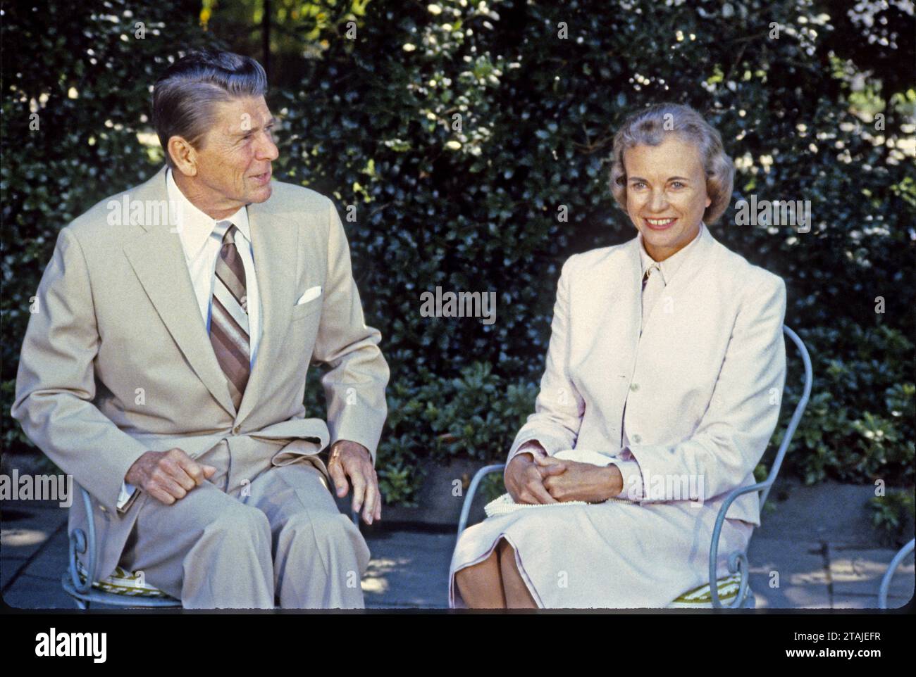 Sandra day o'connor confirmation hi-res stock photography and images ...