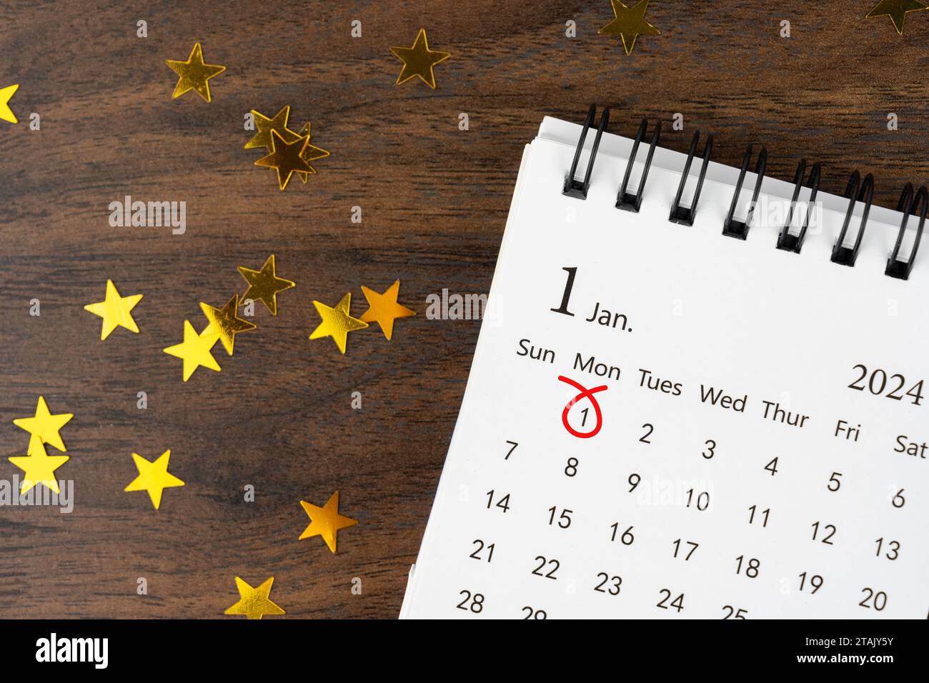 Calendar reminder confetti hi-res stock photography and images - Alamy