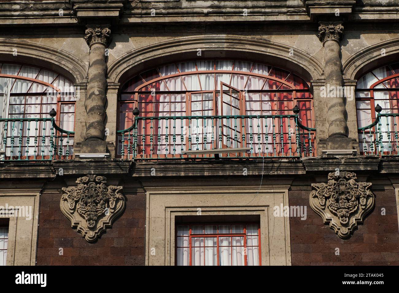 Zocalo building detail in ciudad de mexico, mexico city Stock Photo - Alamy