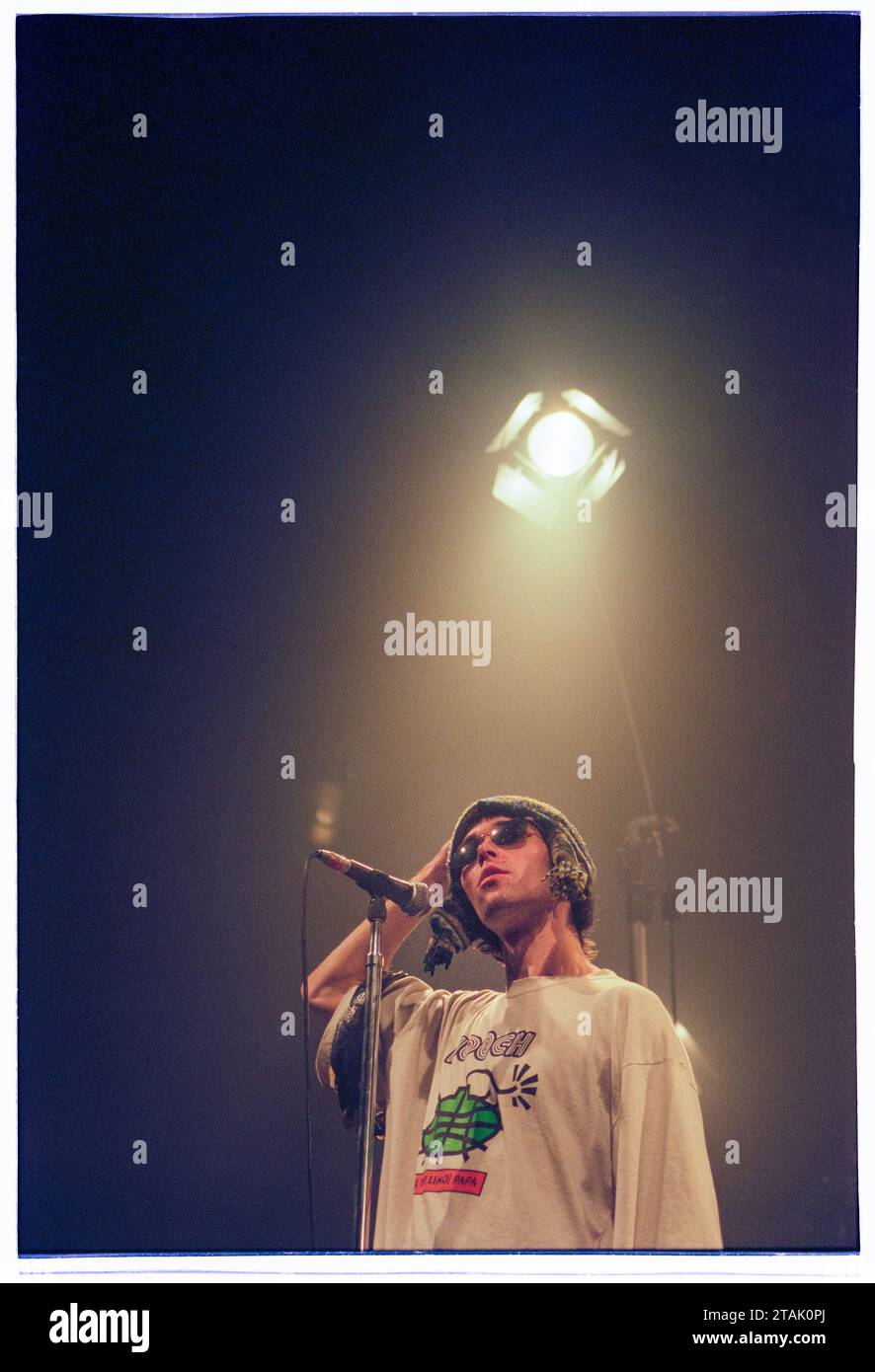 IAN BROWN, THE STONE ROSES, SINGER, 1994: Ian Brown of The Stone Roses ...