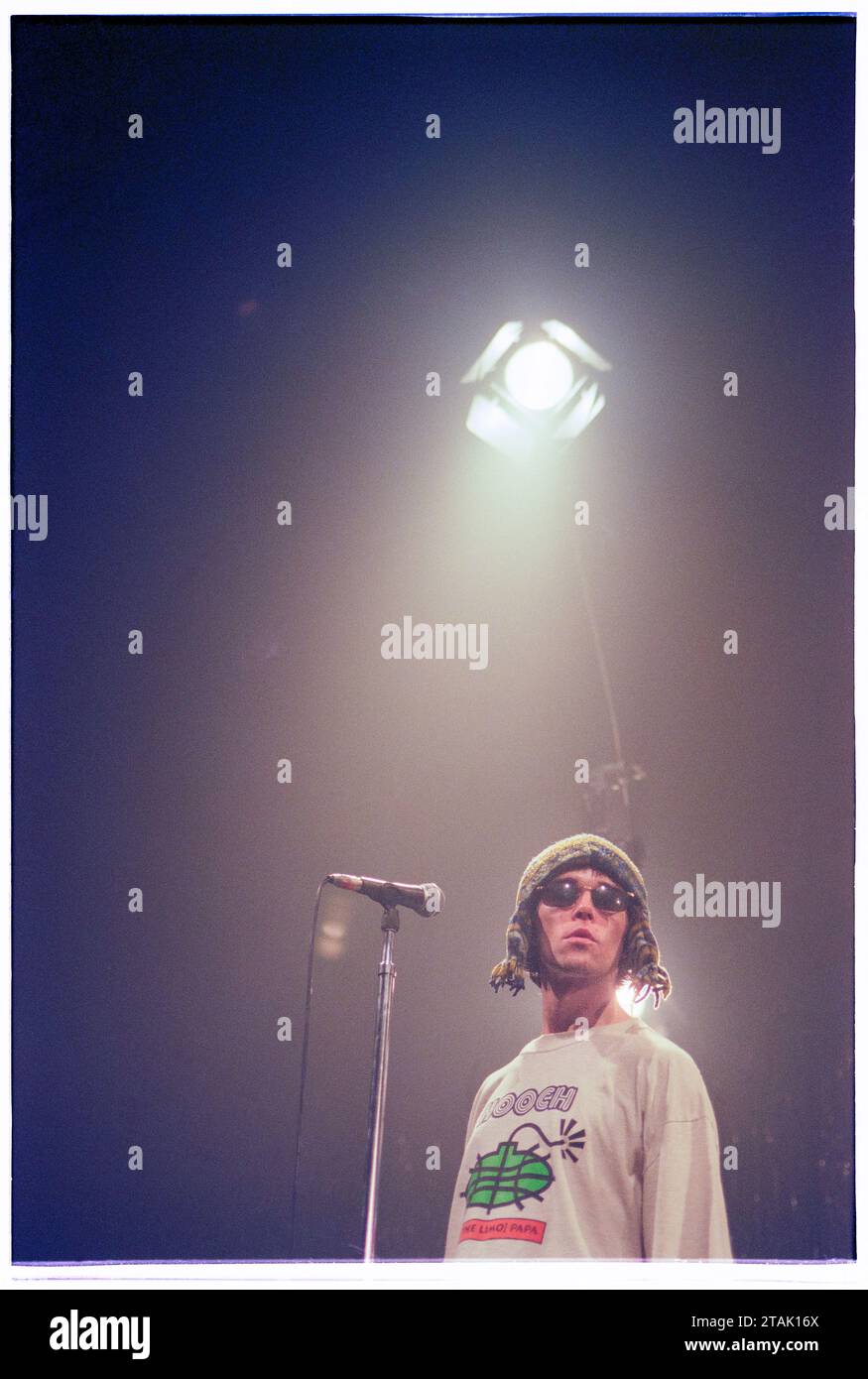 IAN BROWN, THE STONE ROSES, SINGER, 1994: Ian Brown of The Stone Roses ...