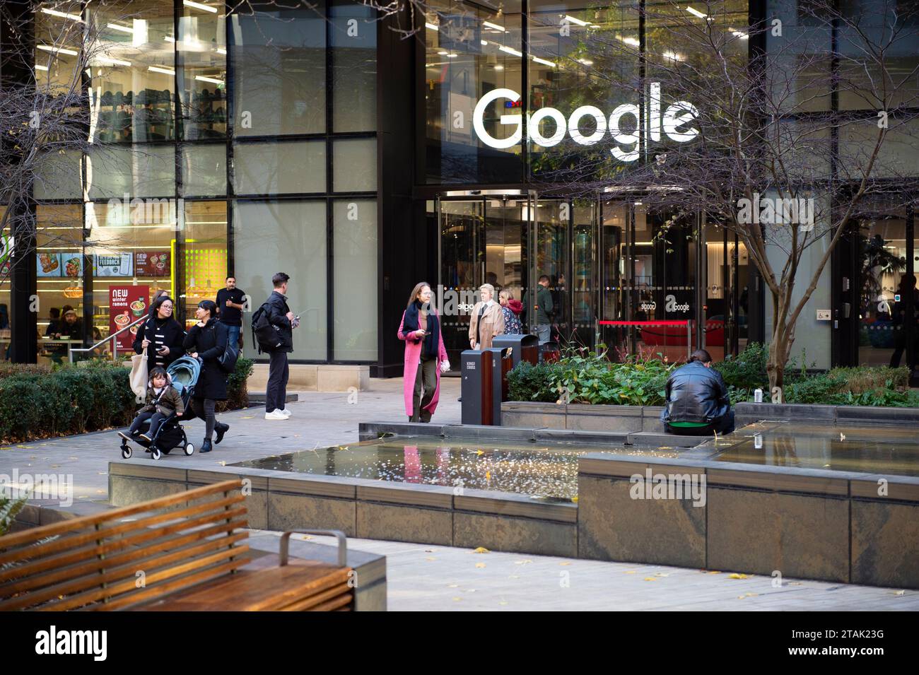 Google hq pancras square hi-res stock photography and images - Alamy
