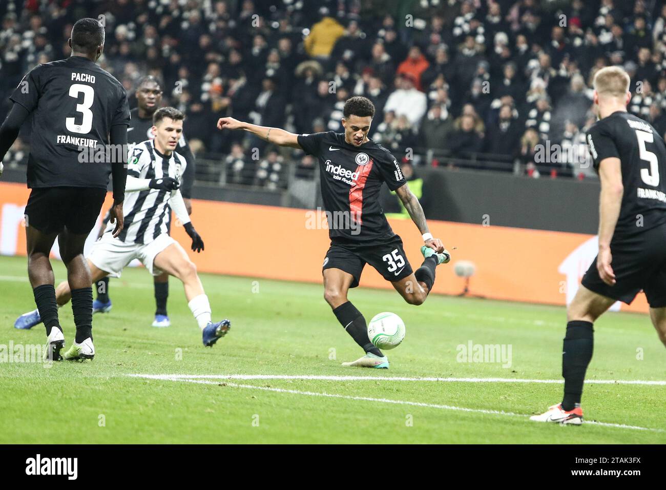 Frankfurt, Germany. 30th Nov, 2023. Eintracht's Tuta (Center) in action ...