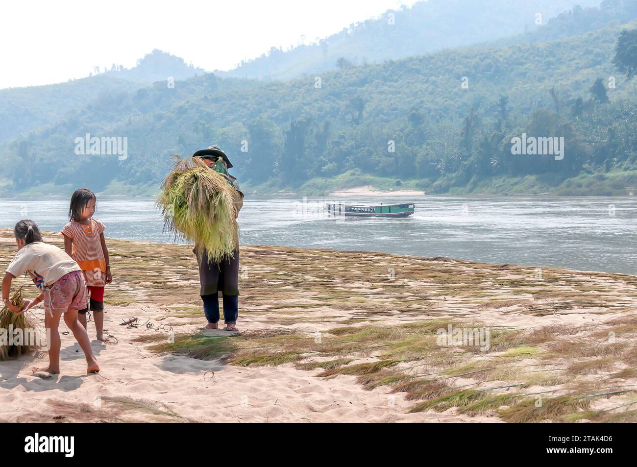 Hmong tribe villagers hi-res stock photography and images - Alamy