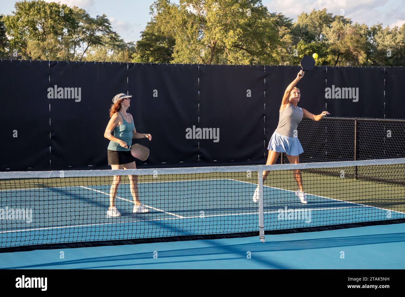 Woman pickleball player hi-res stock photography and images - Alamy