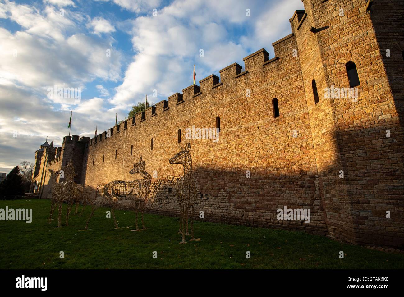 Cardiff Castle (Welsh: Castell Caerdydd) is a medieval castle and ...