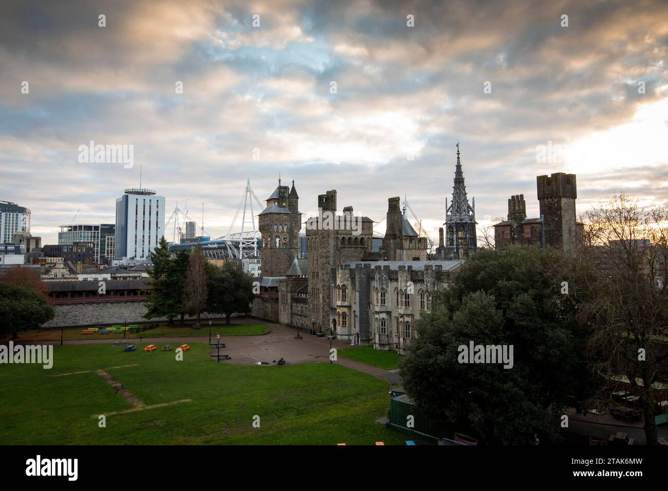 Cardiff Castle (Welsh: Castell Caerdydd) is a medieval castle and ...