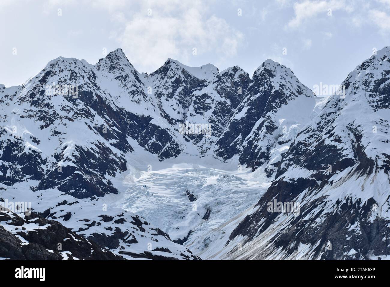 Alaskan mountain range hi-res stock photography and images - Alamy