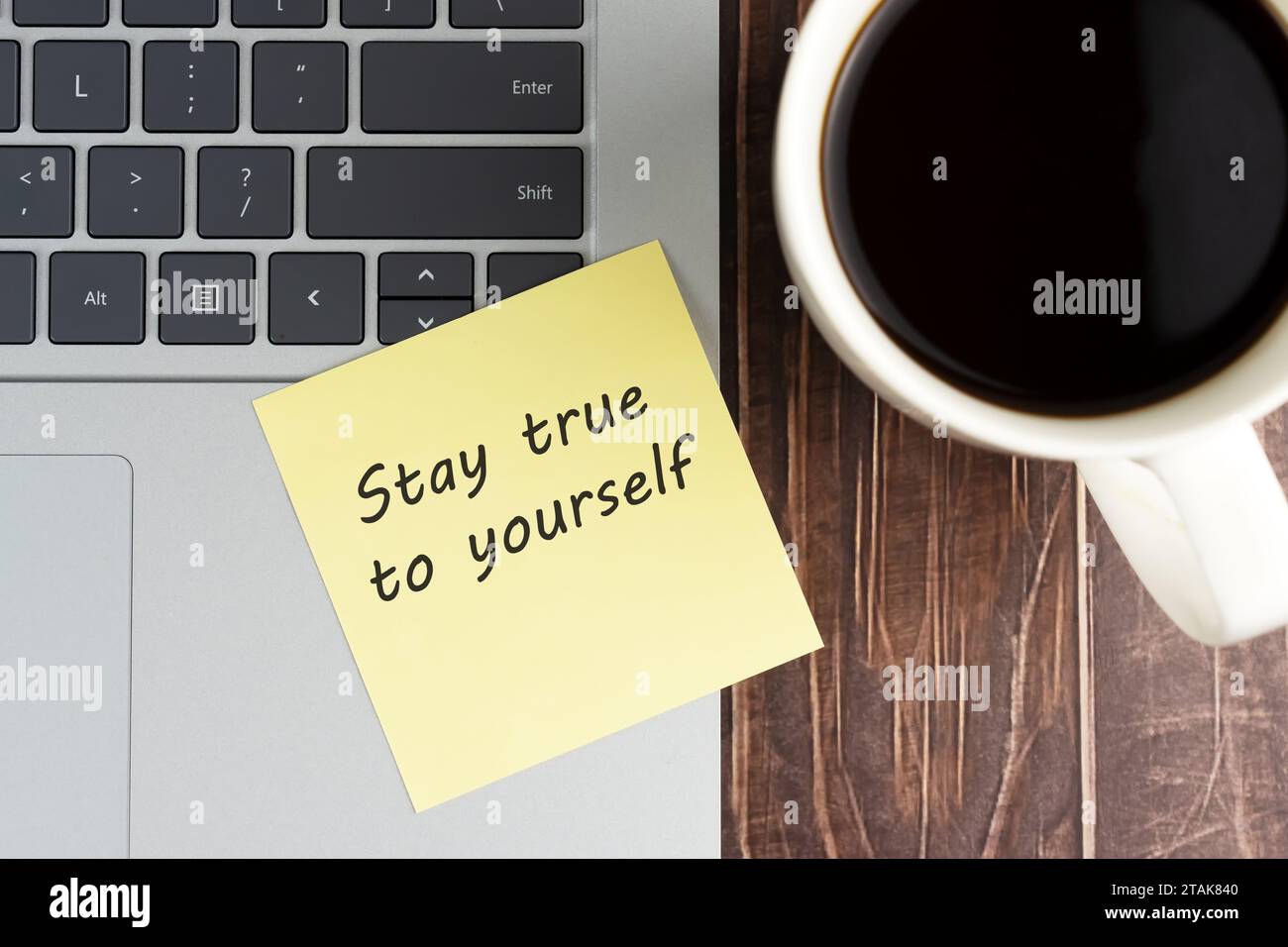 Stay true to yourself inspirational quotes on adhesive note Stock Photo ... Stay true to yourself inspirational quotes on adhesive note Stock Photo ...