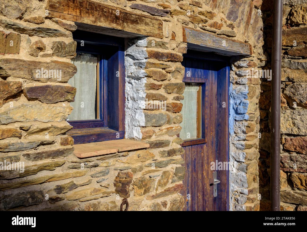 Fachada de la masia hi-res stock photography and images - Alamy