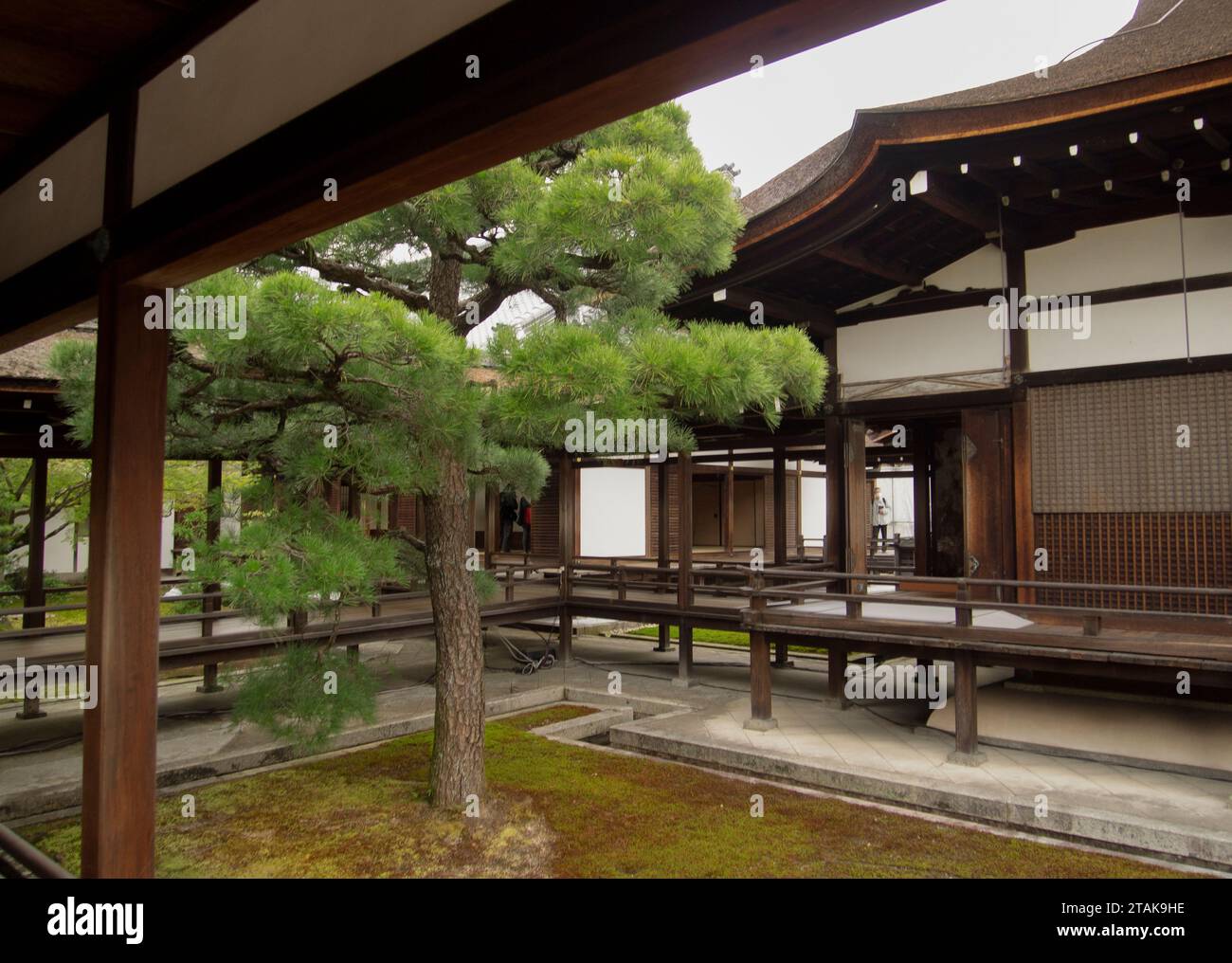 The famous World Heritage Buddhism and Zen temple, Ninnaji in Kyoto ...
