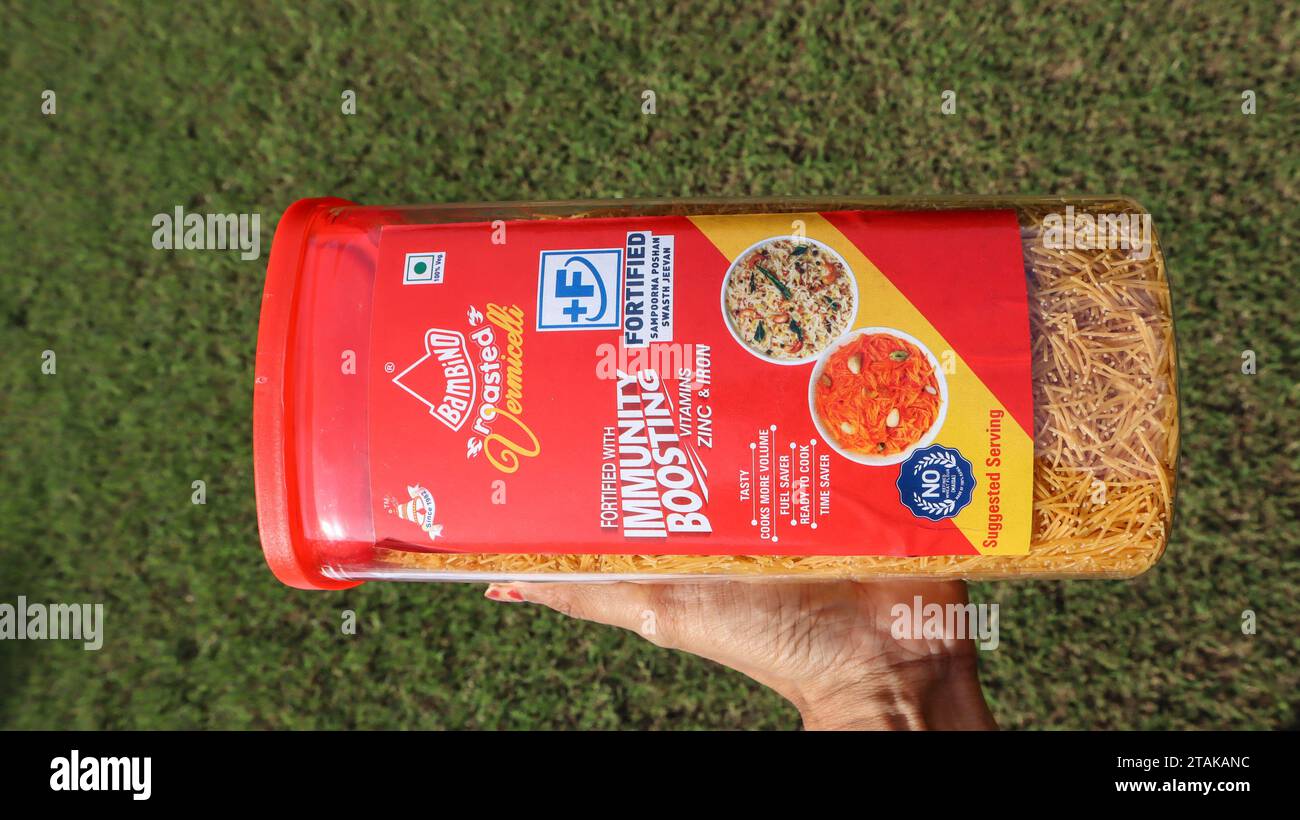 Roasted raw Vermicelli, thin noodles used in Indian and Pakistani ...