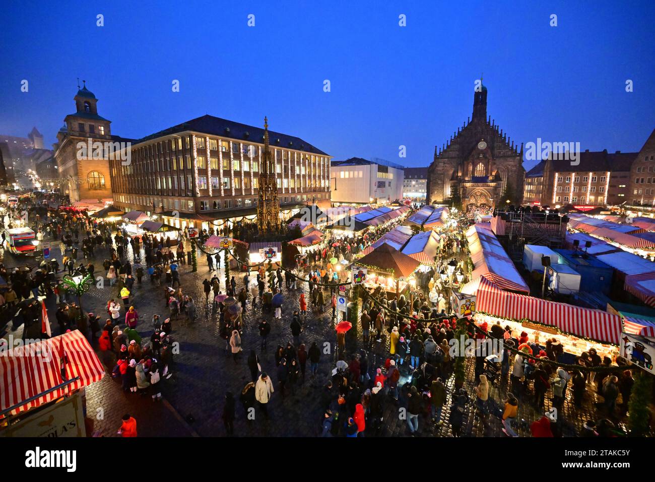 Nuremberg, Germany. 01st Dec, 2023. The Nuremberg Christmas Market on ...