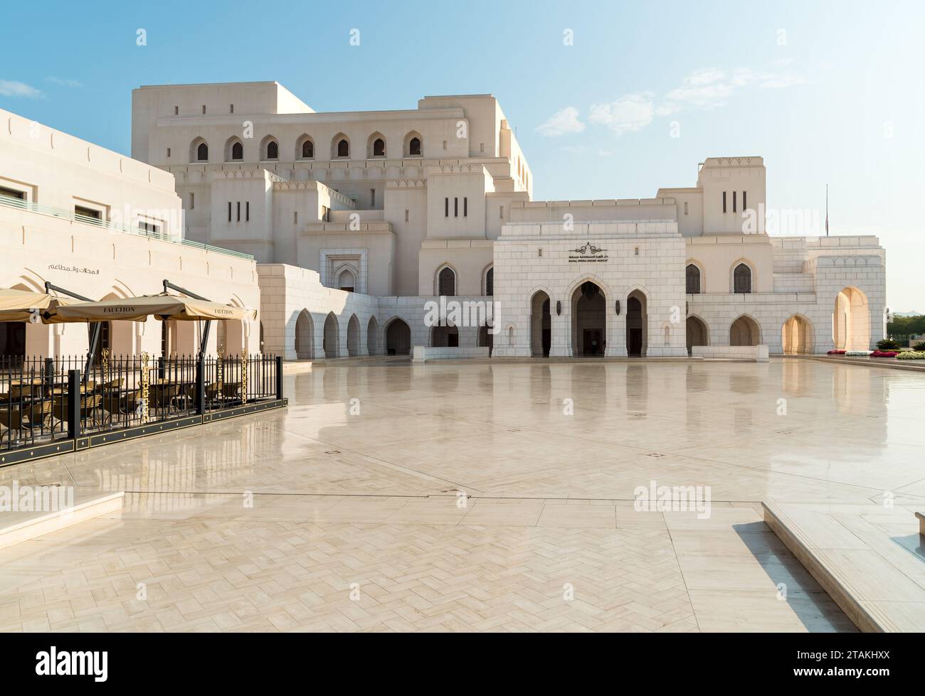 11 floor house building hi-res stock photography and images - Alamy