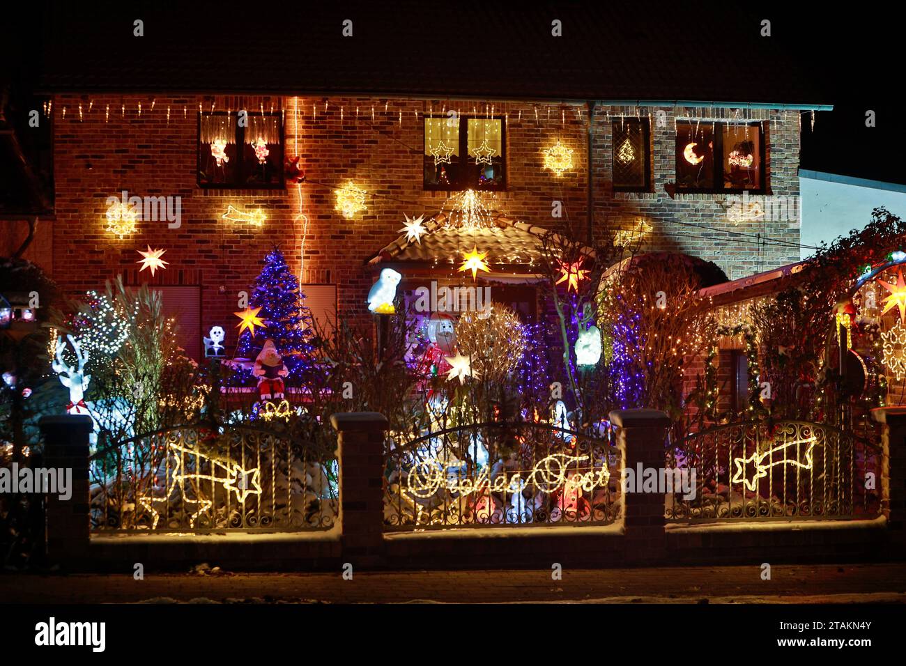 Gatersleben, Germany. 01st Dec, 2023. Numerous lights illuminate the ...