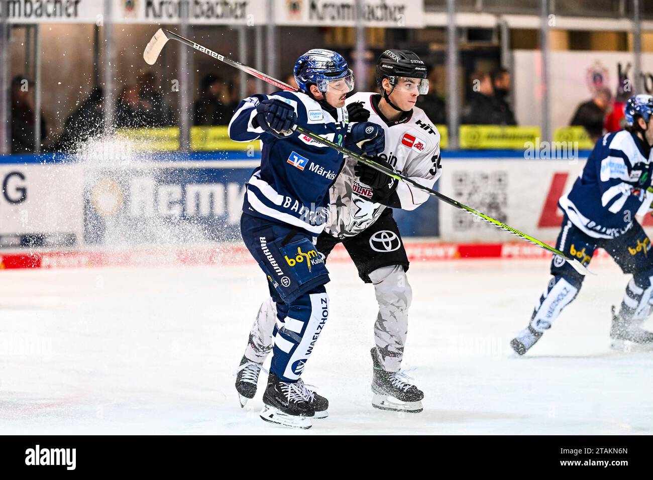 Mainseason hi-res stock photography and images - Alamy