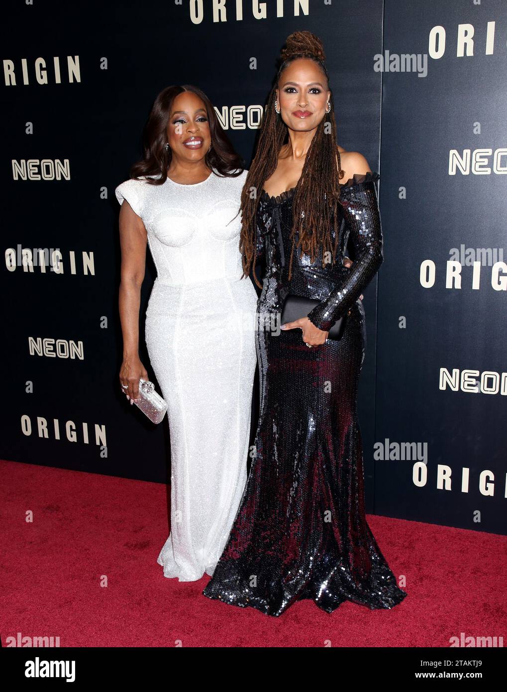 New York City, USA. 30th Nov, 2023. Niecy Nash-Betts and Ava DuVernay ...