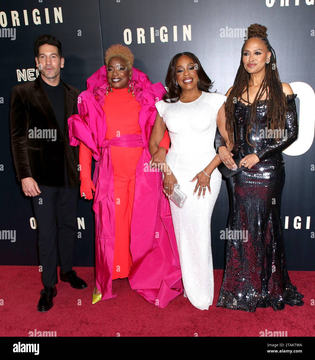 New York City, USA. 30th Nov, 2023. Jon Bernthal, Aunjanue Ellis-Taylor ...