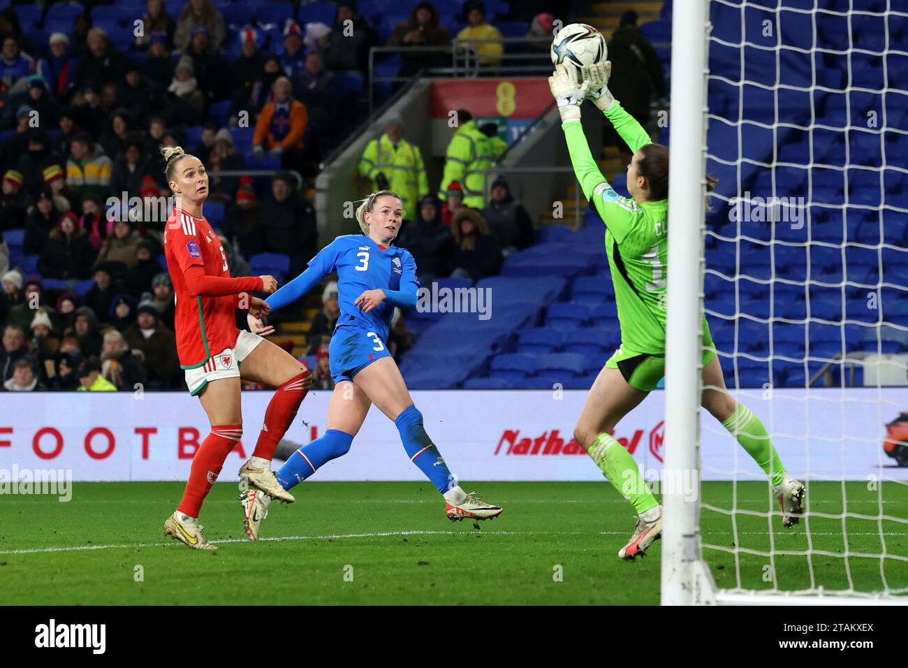 December 1, 2023, Cardiff, Wales: Cardiff, UK. 1st Dec, 2023. Olivia ...