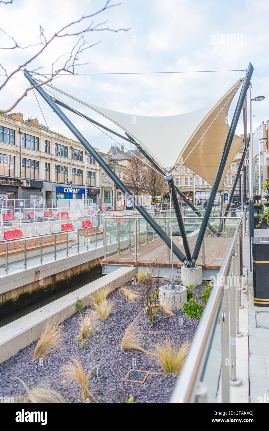 The reopening of Churchill Way Canal in Cardiff's City Centre Stock ...