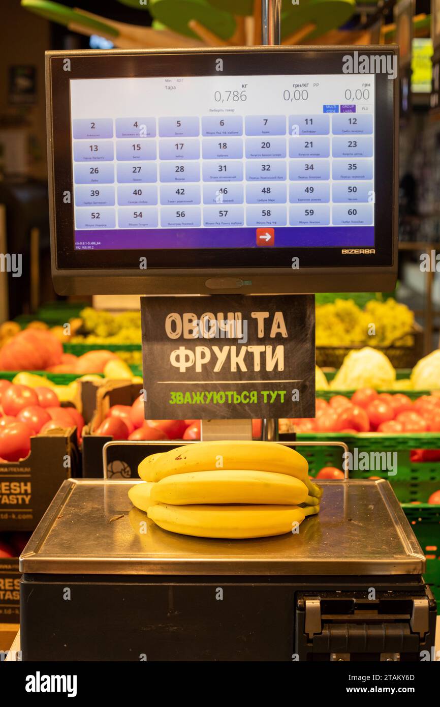 Current Grocery Store Produce Scale New Grocery Store Will Offer