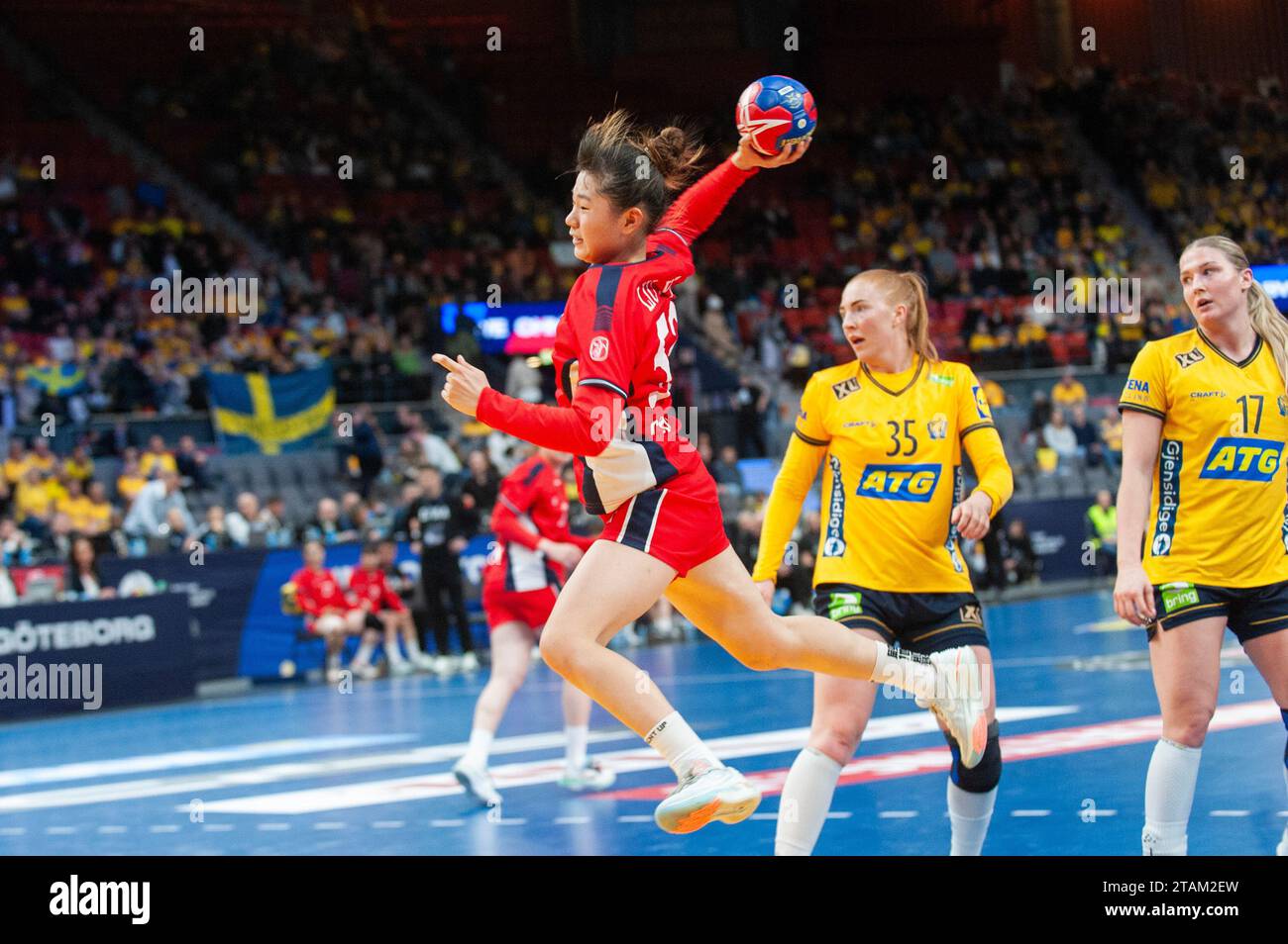 Swedish national womens handball team hi-res stock photography and ...