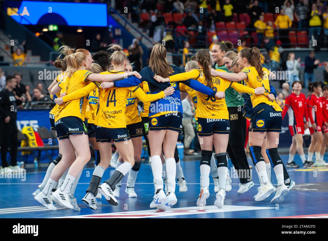 Swedish national womens handball team hi-res stock photography and ...