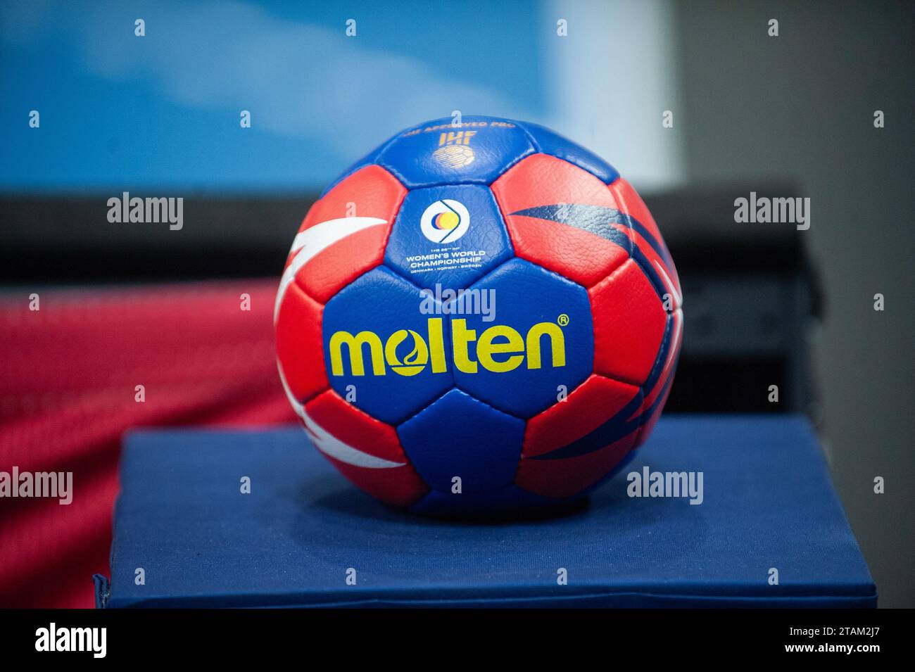 Official national handball team hi-res stock photography and images - Alamy
