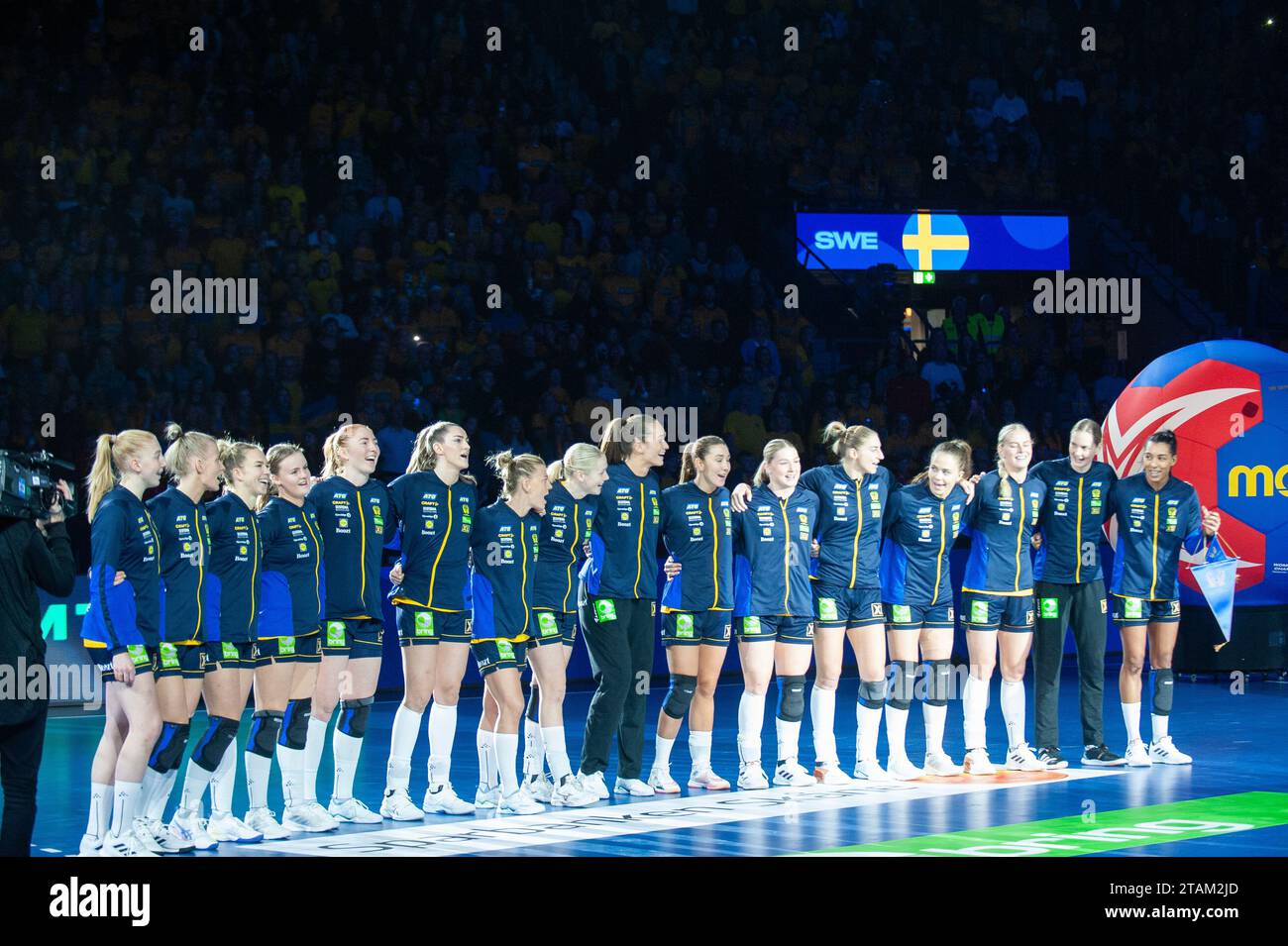 Swedish national womens handball team hi-res stock photography and ...