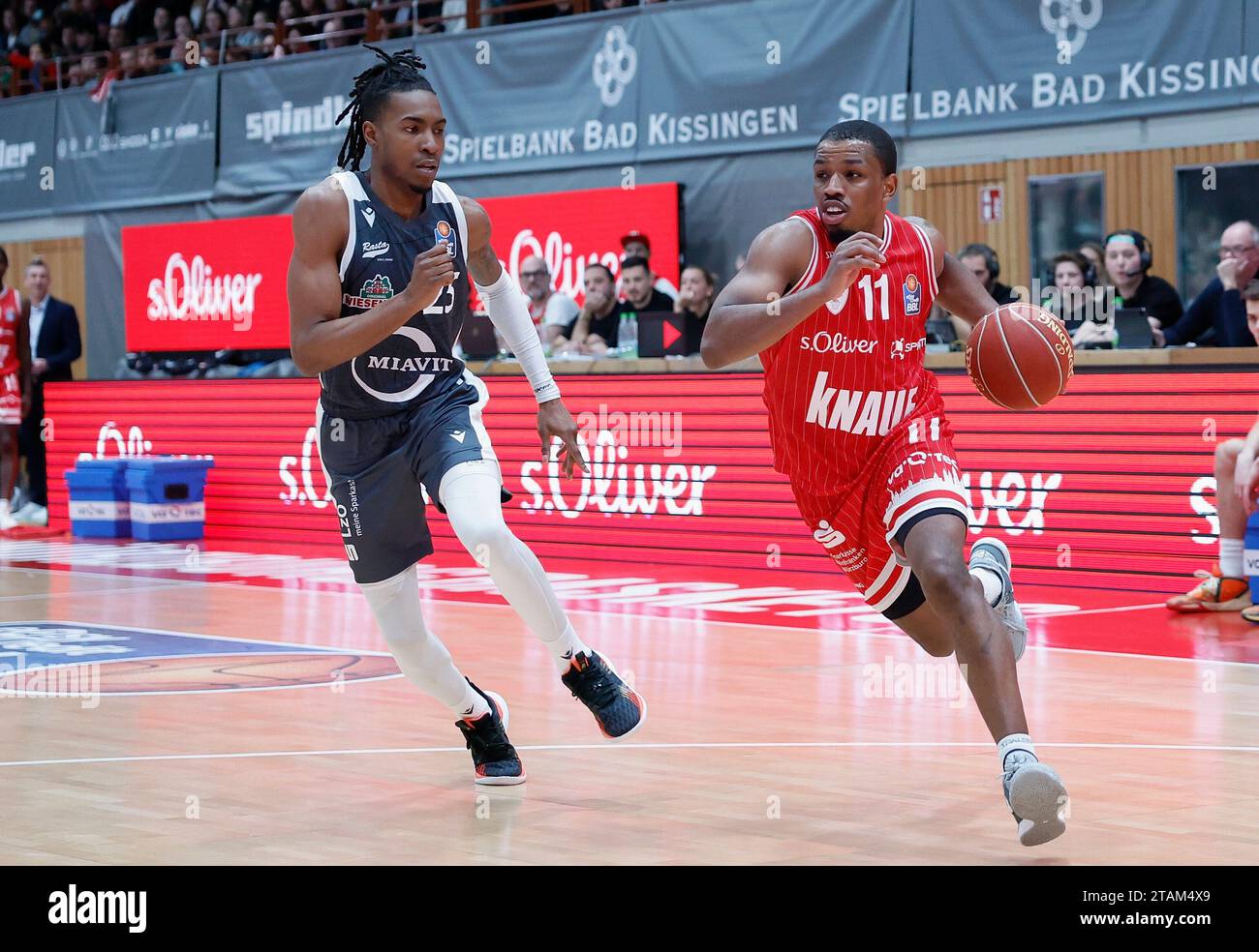 25 und isaiah washington wuerzburg baskets hi-res stock photography and ...