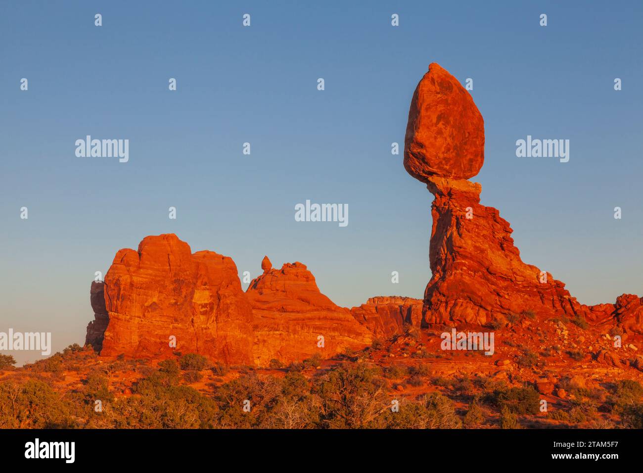 Famous for beautiful but rugged national parks and monuments hi-res ...