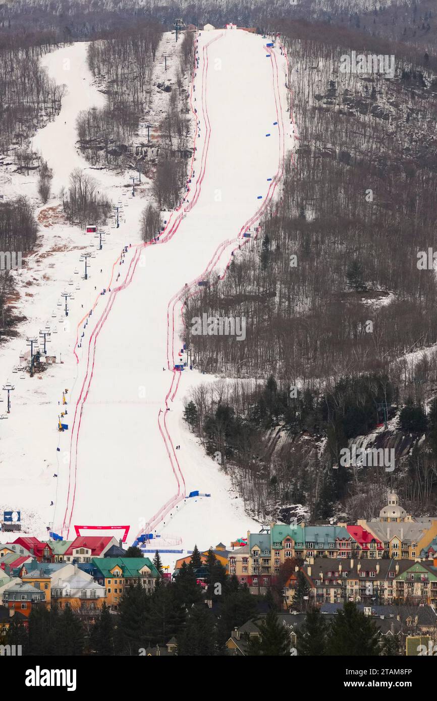 Gates are set for the first run of the women's World Cup giant slalom ...