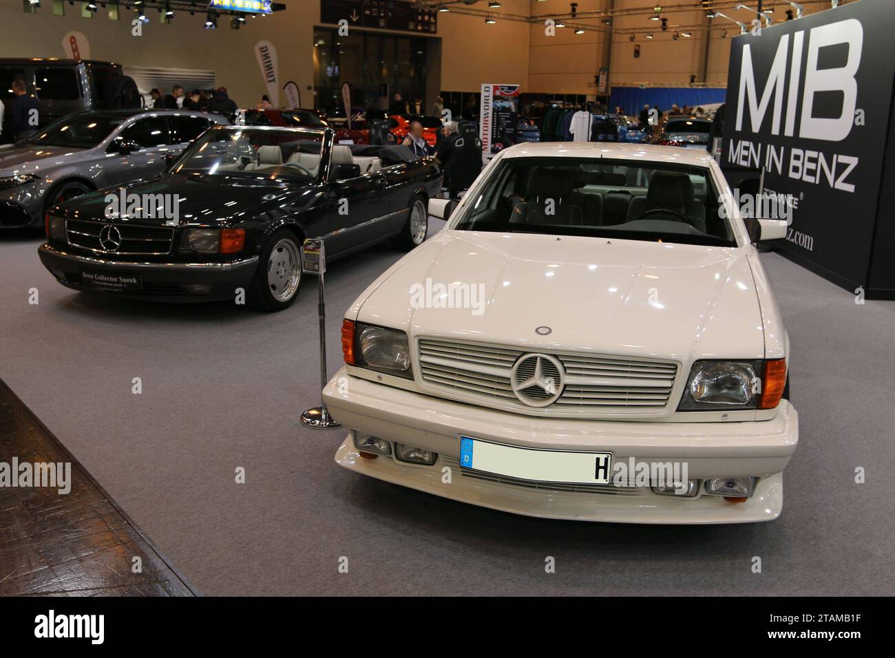 1984 mercedes benz 500 sec hi-res stock photography and images - Alamy
