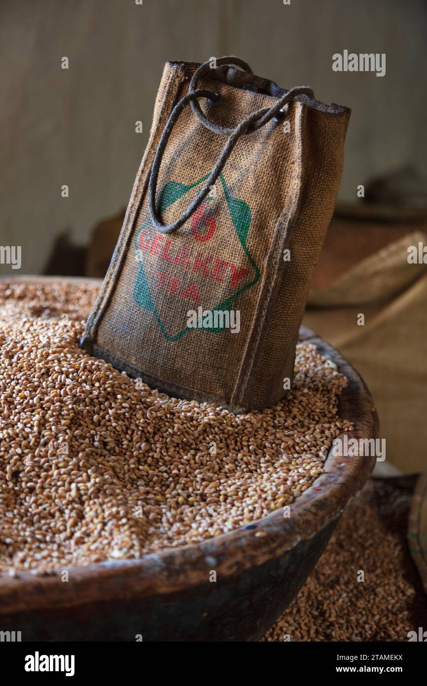 Barley storage in the Thrangu Tashi Choling Monastery dates to the 15th ...