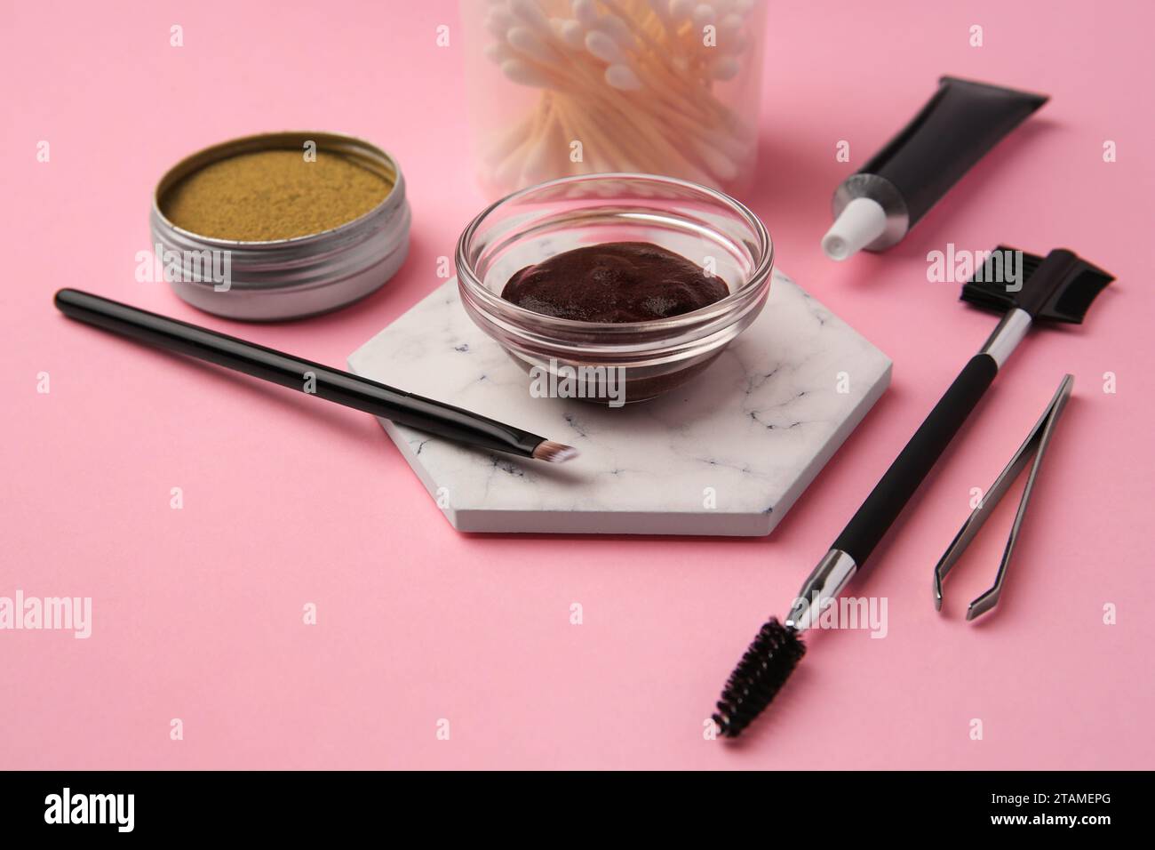 Set tools eyebrows correction hi-res stock photography and images - Alamy