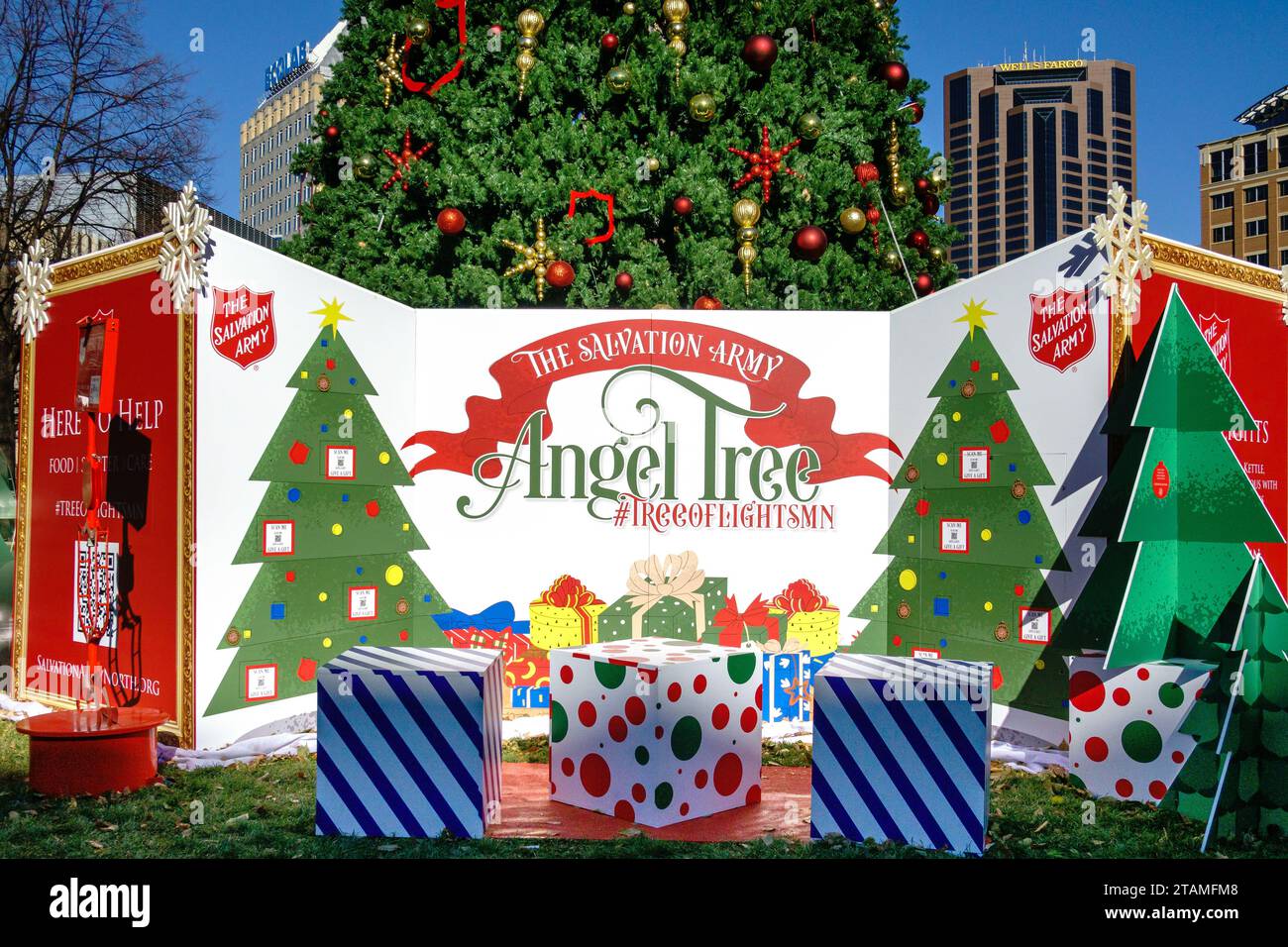 ST. PAUL, MN, USA - NOVEMBER 19, 2023: Salvation Army Angel Tree of ...