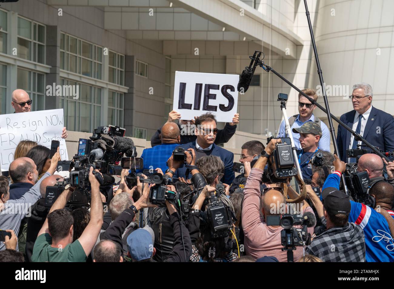 Misleading donors hi-res stock photography and images - Alamy