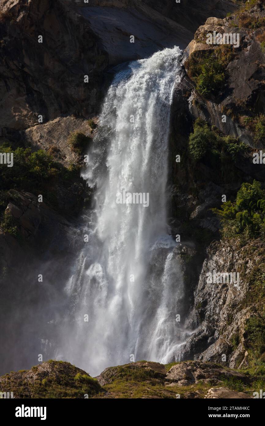 A waterfall in the Kali Gandaki gorge drains glacier from above - Lower ...