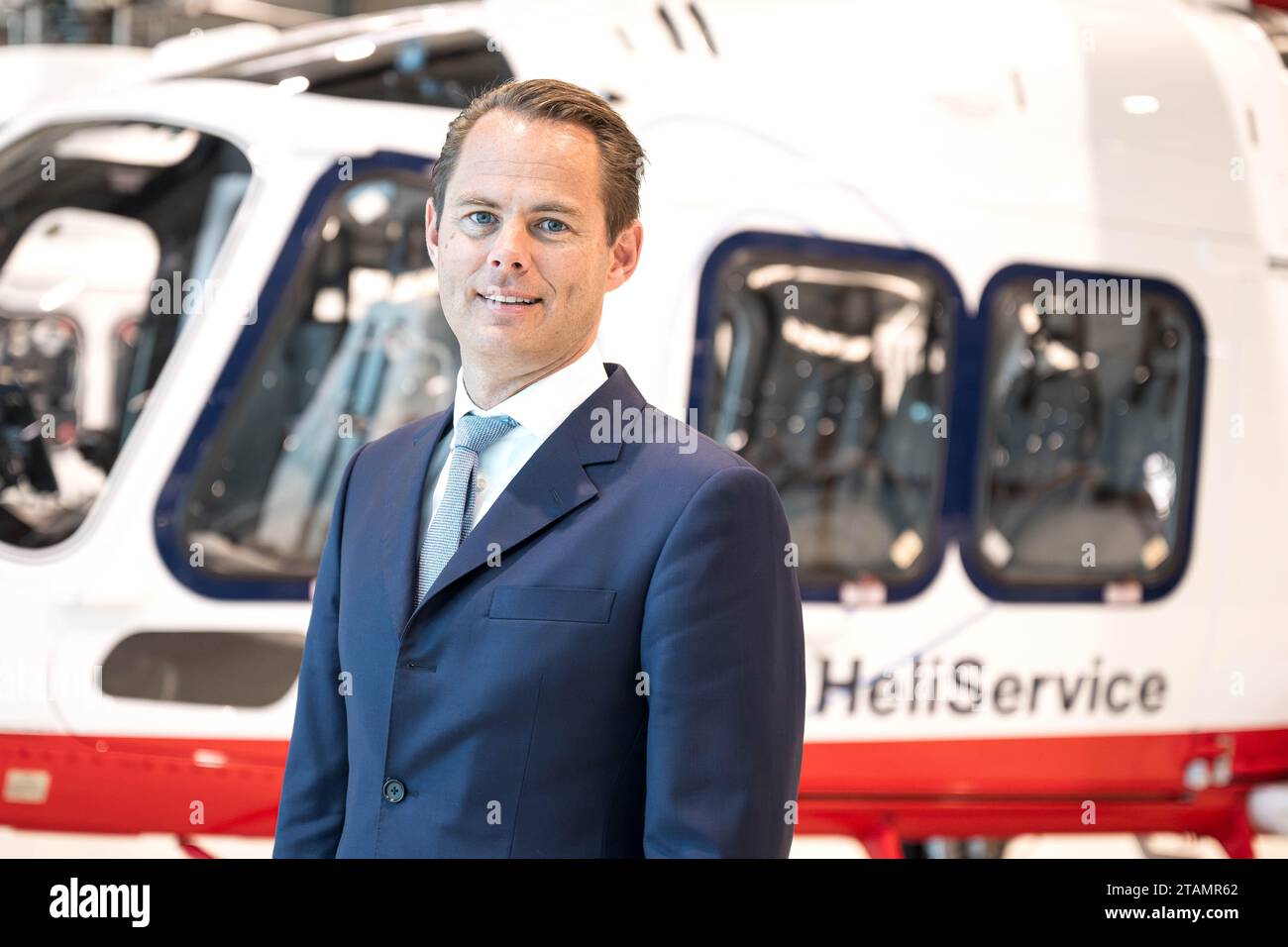 Offshore helicopters hi-res stock photography and images - Alamy