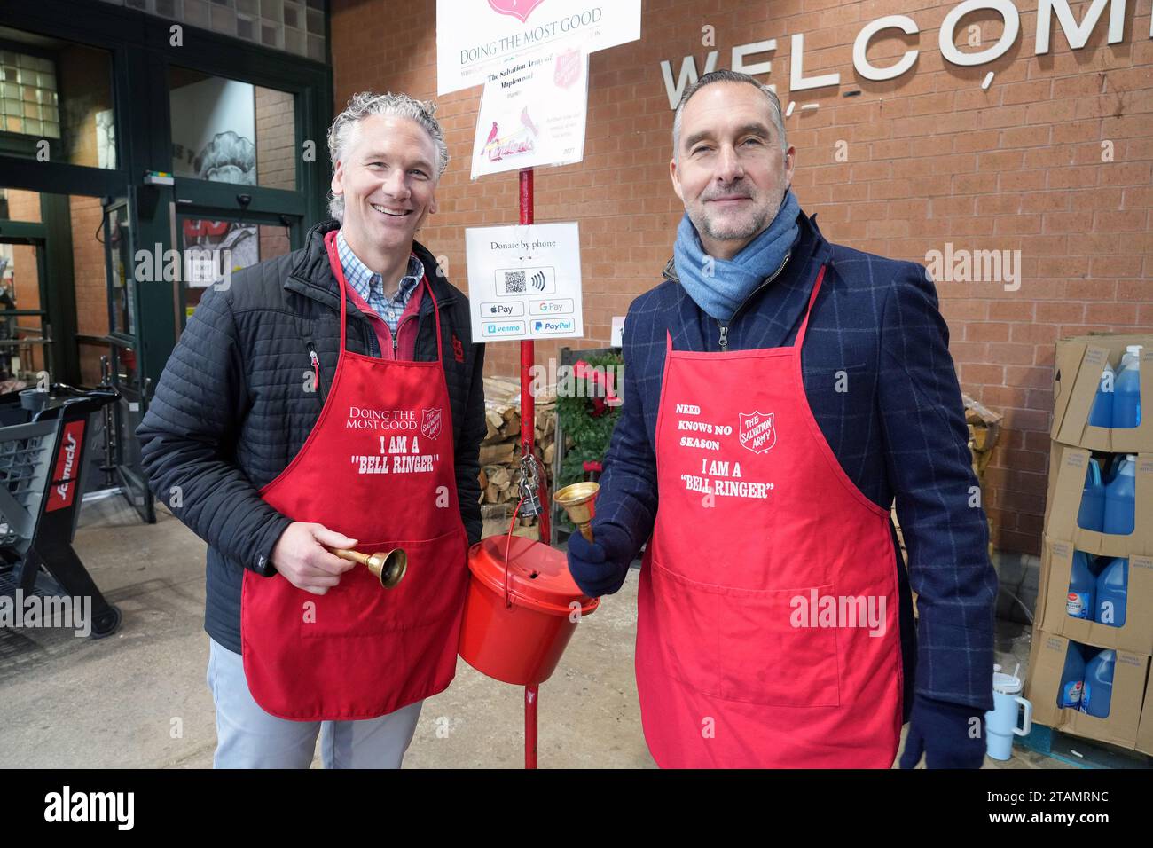 General operations manager hi-res stock photography and images - Alamy