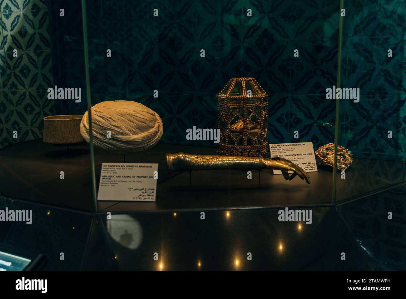 Istanbul, Turkey - January 2023 Interiors and exhibits in Topkapi ...