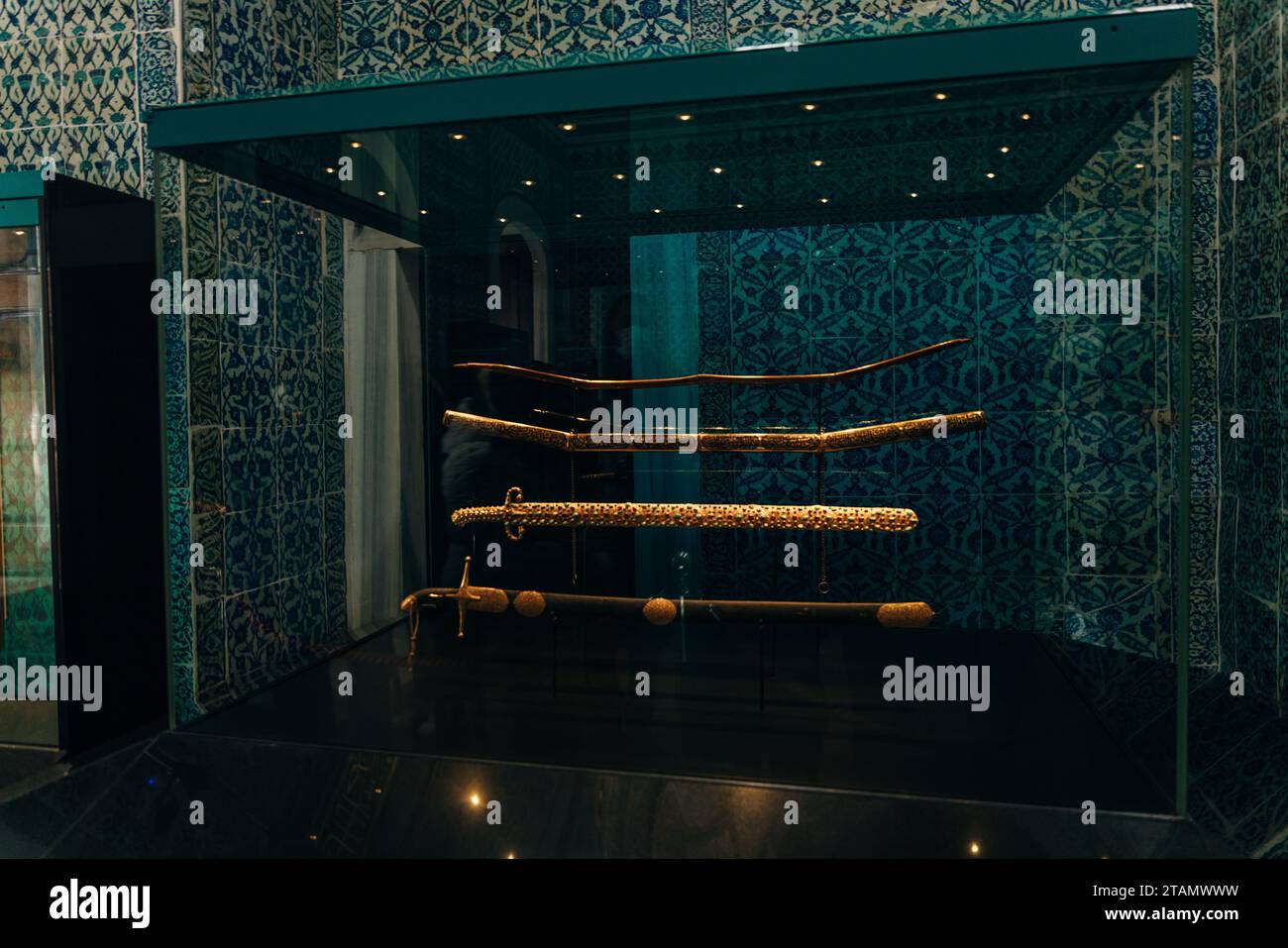 Kitchen topkapi palace hi-res stock photography and images - Alamy