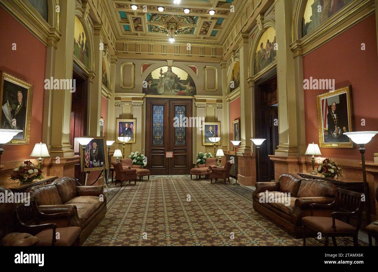 The incredible Masonic Temple in Philadelphia, Pennsylvania Stock Photo ...